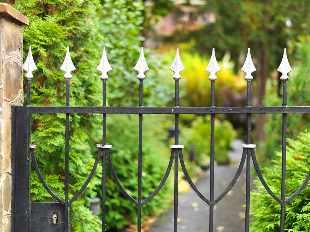 Black Chain Wire Fencing | Aardvark Chainwire Fencing